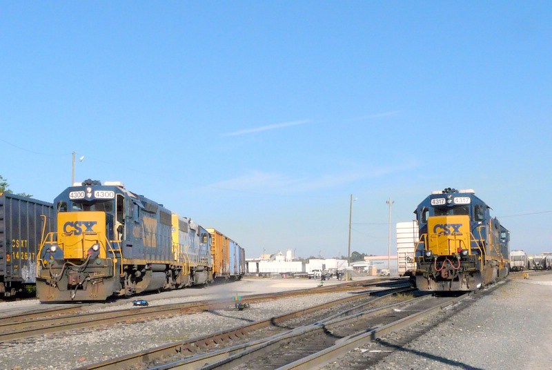 CSX 4300 & 4317